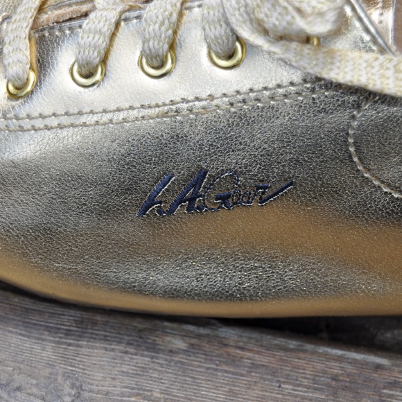 L.A. Gear | Shoes | Vintage La Gear Metallic Gold Tennis Shoe Sneakers ...